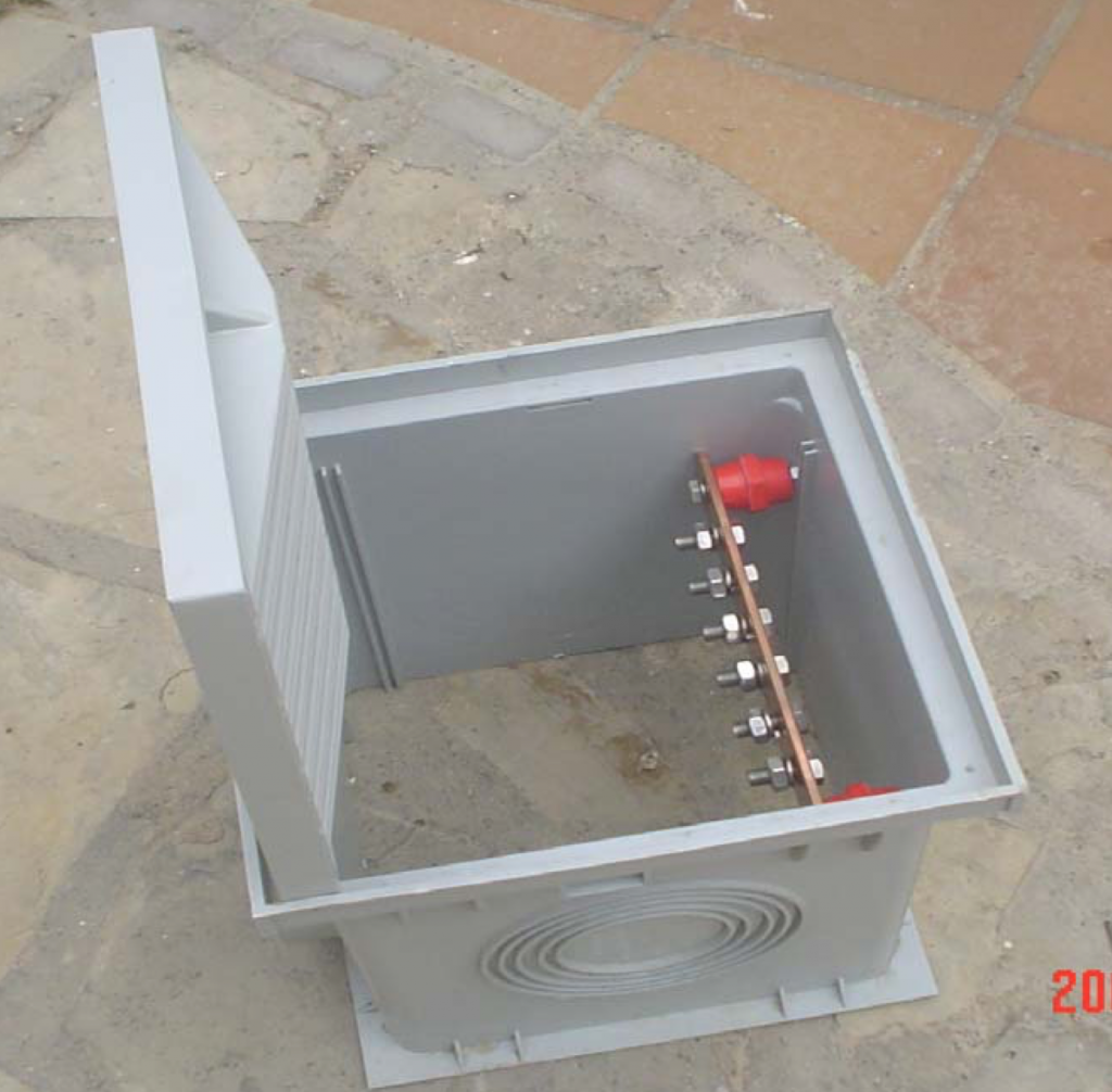 Arquetas – Tomas de tierra